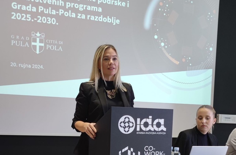 Intervento della vicesindaca Močenić al seminario sullo sviluppo dei ...