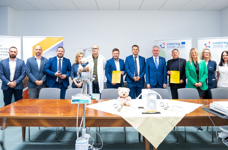 Svečano uručena donacija Odjelu pedijatrije | Grad Pula